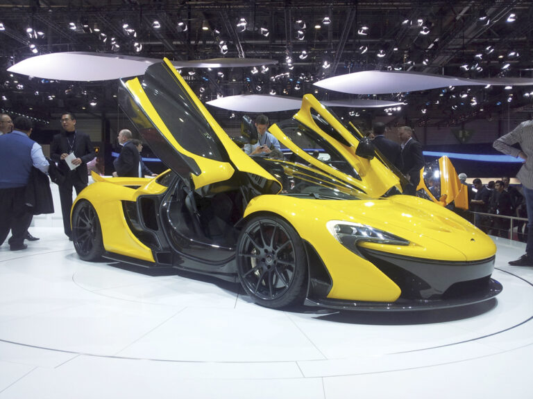 NOU McLaren P1 – Capital