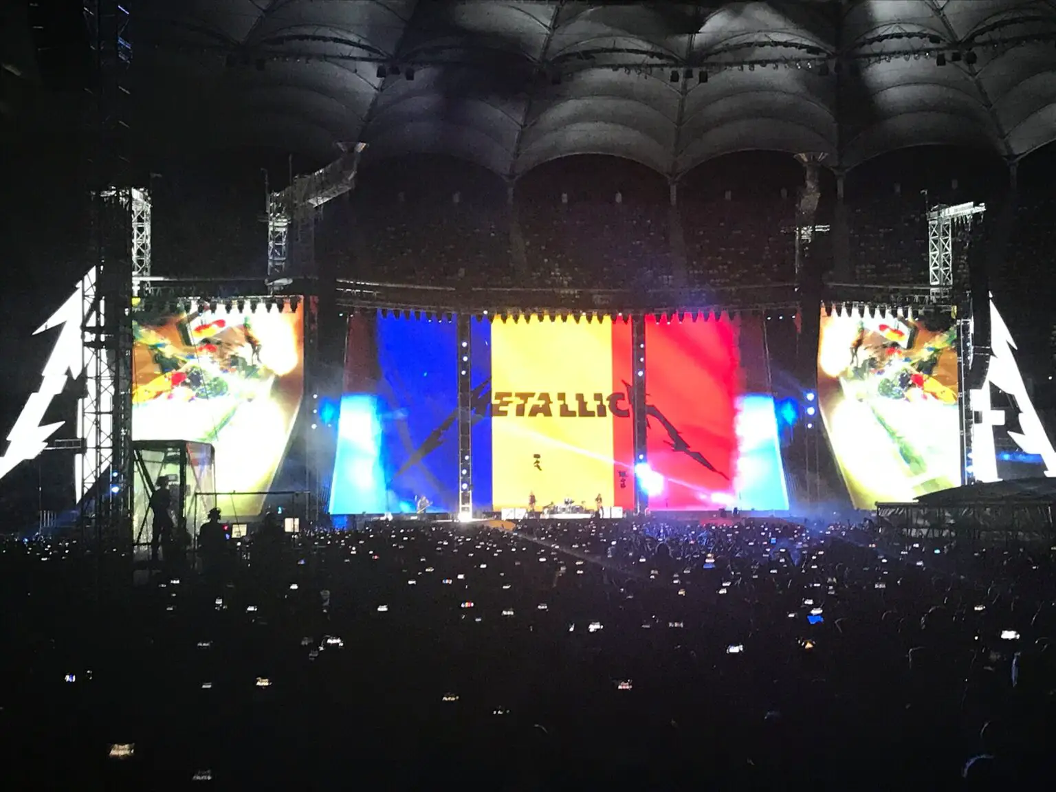 EXCLUSIV. Robert Turcescu, critici după concertul Metallica: Un ...