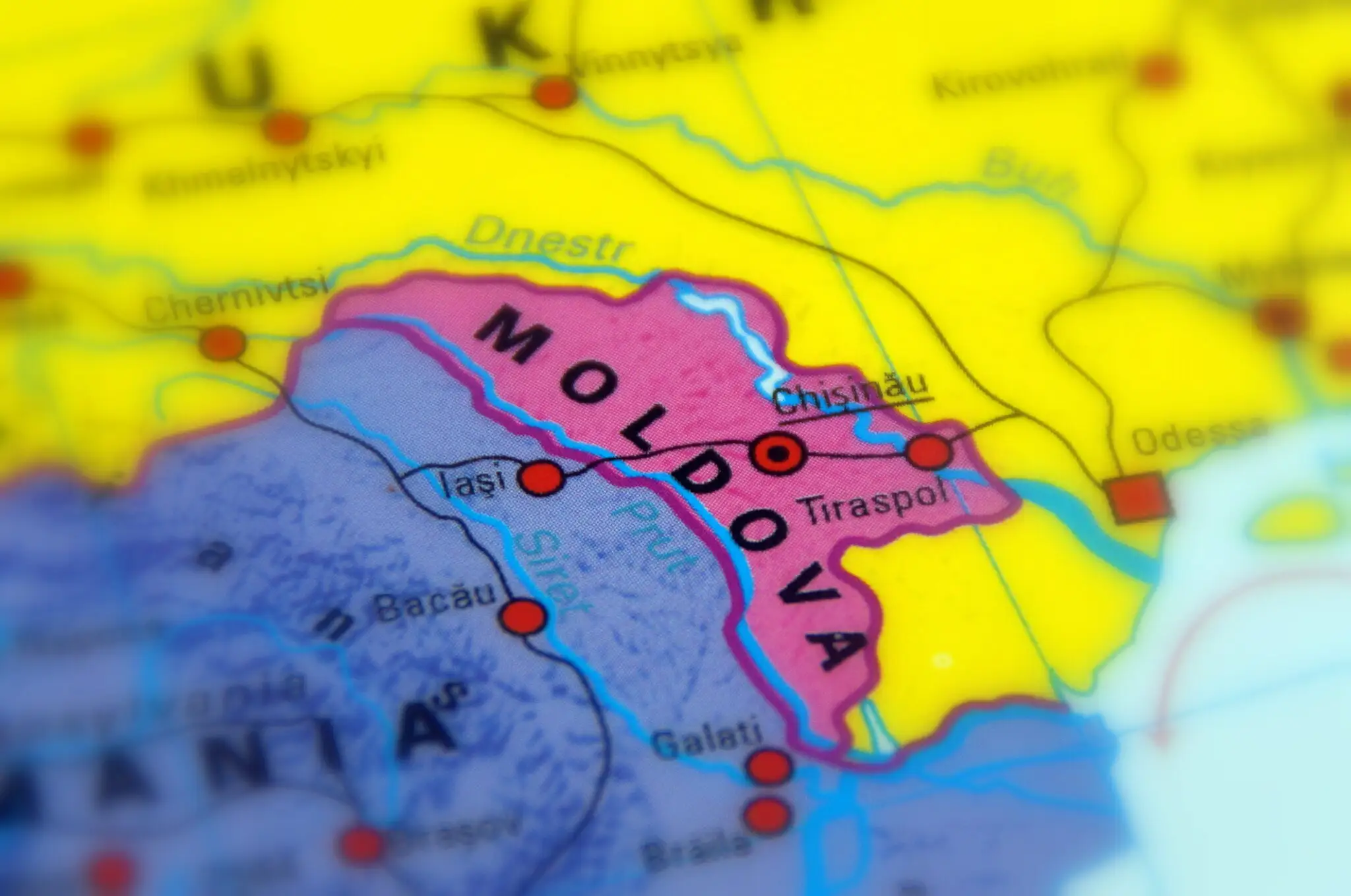Republica Moldova vrea să combată corupția pe modelul României. Dorește ...