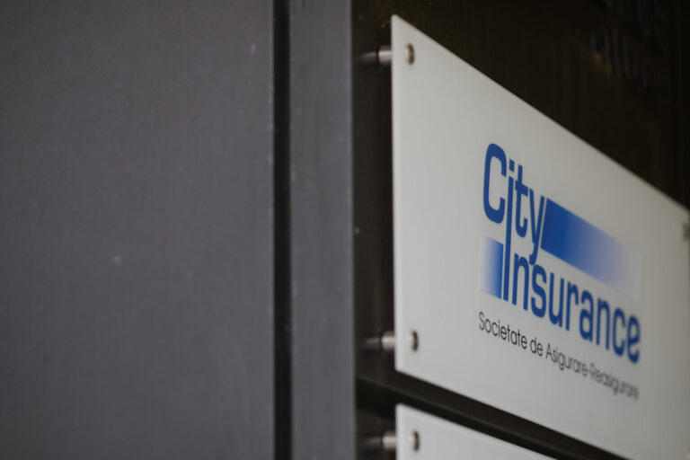 Anunț pentru toți românii care aveau asigurări auto la City Insurance ...