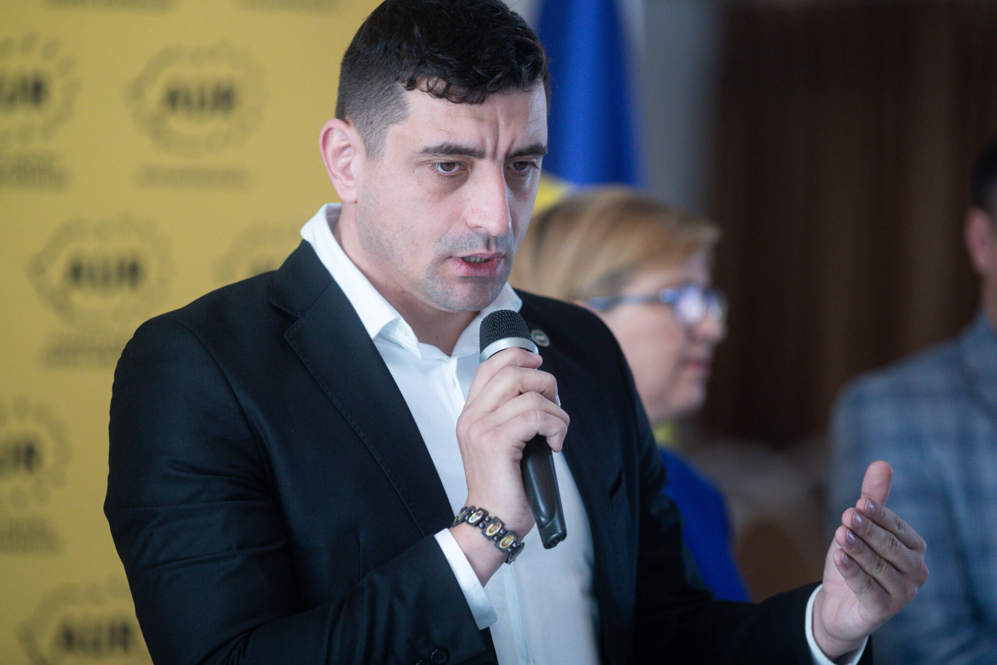 George Simion a fost părăsit! De ce i-a dat papucii fosta iubită – Capital