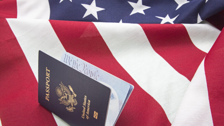 Când vor fi ridicate vizele pentru America. Ambasadoarea SUA