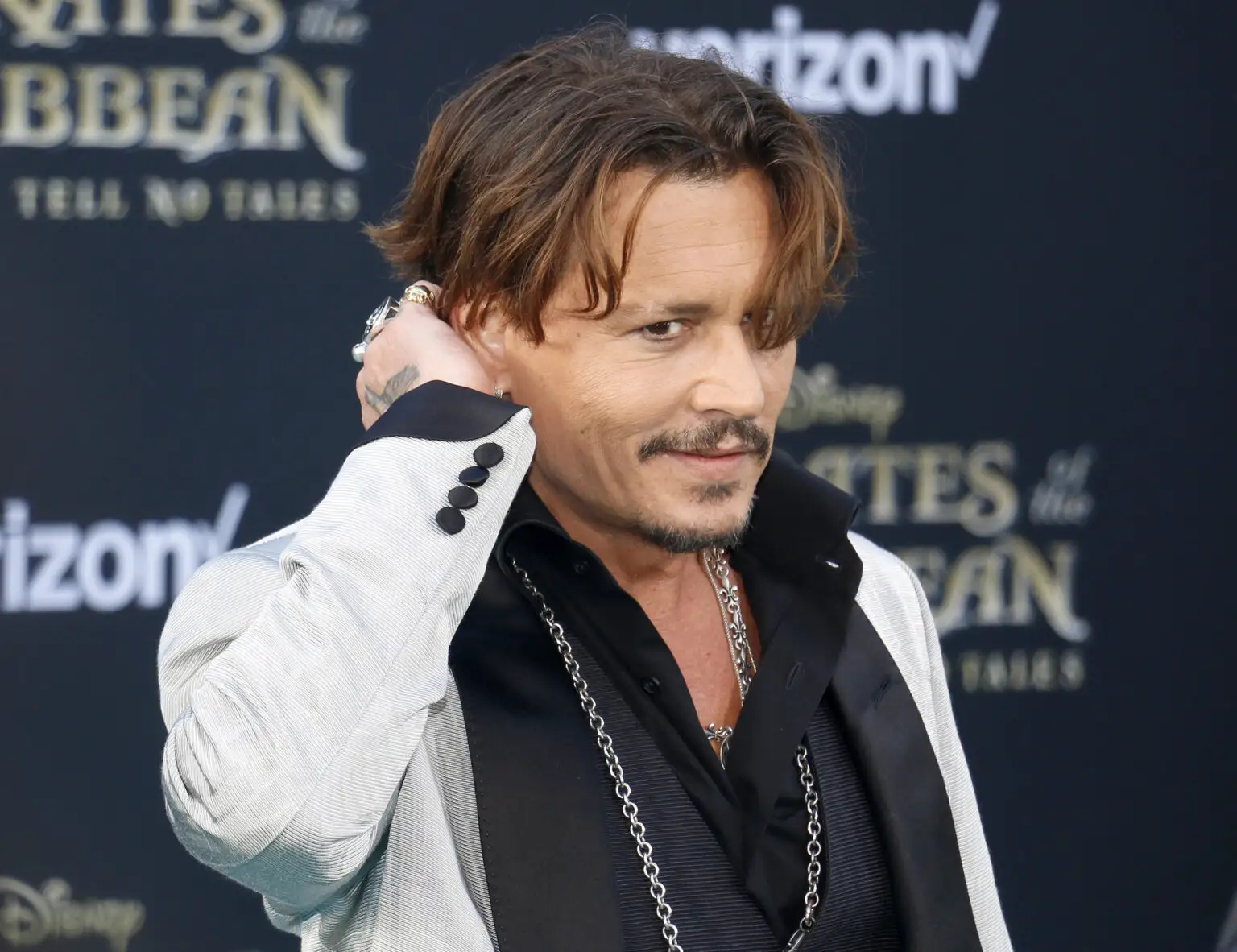 EXCLUSIV. Reîntâlnirea lui Johnny Depp cu un celebru lăutar român, un ...