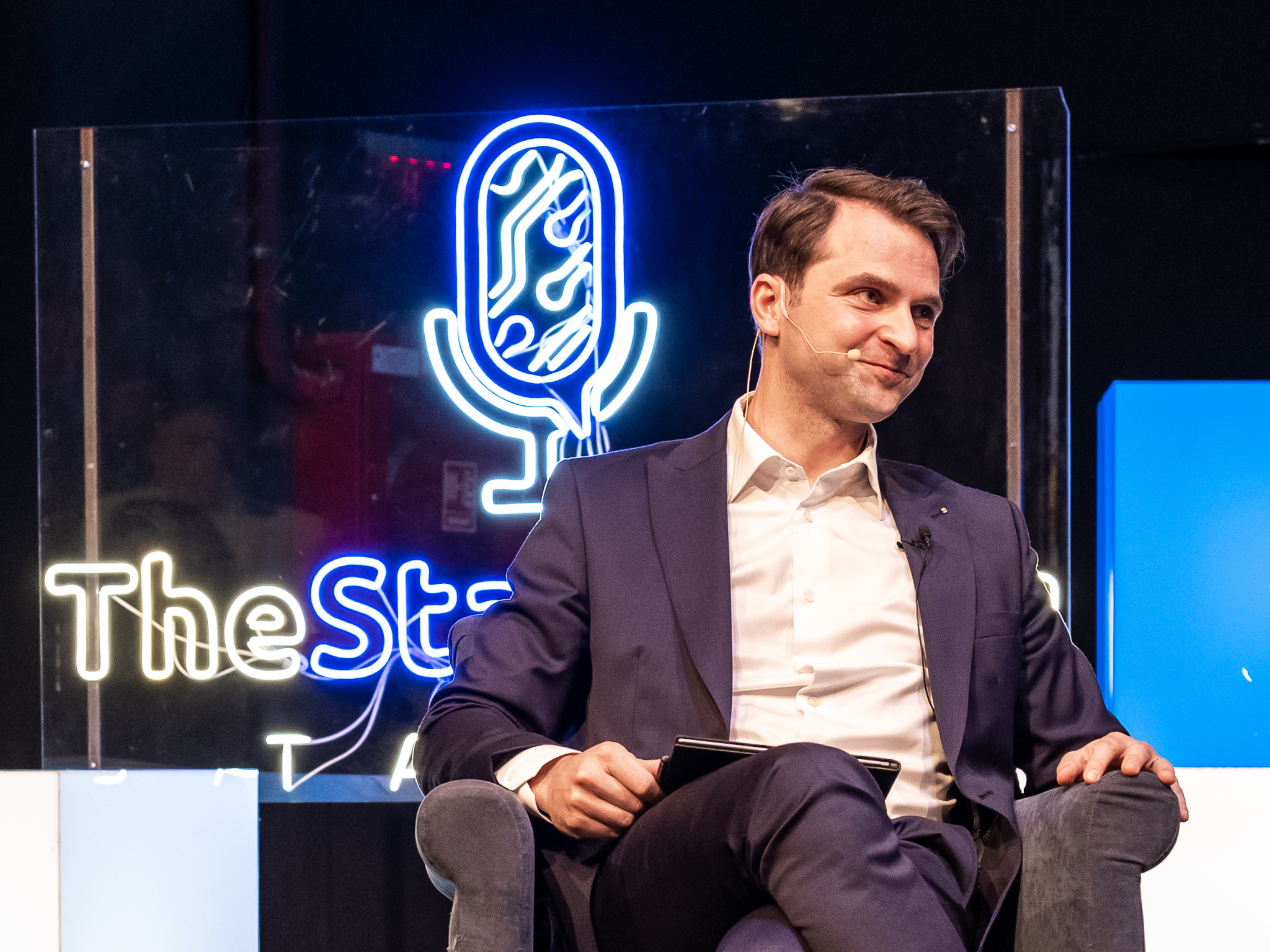 Sebastian Burduja explică cine va proteja cloudul guvernamental ...