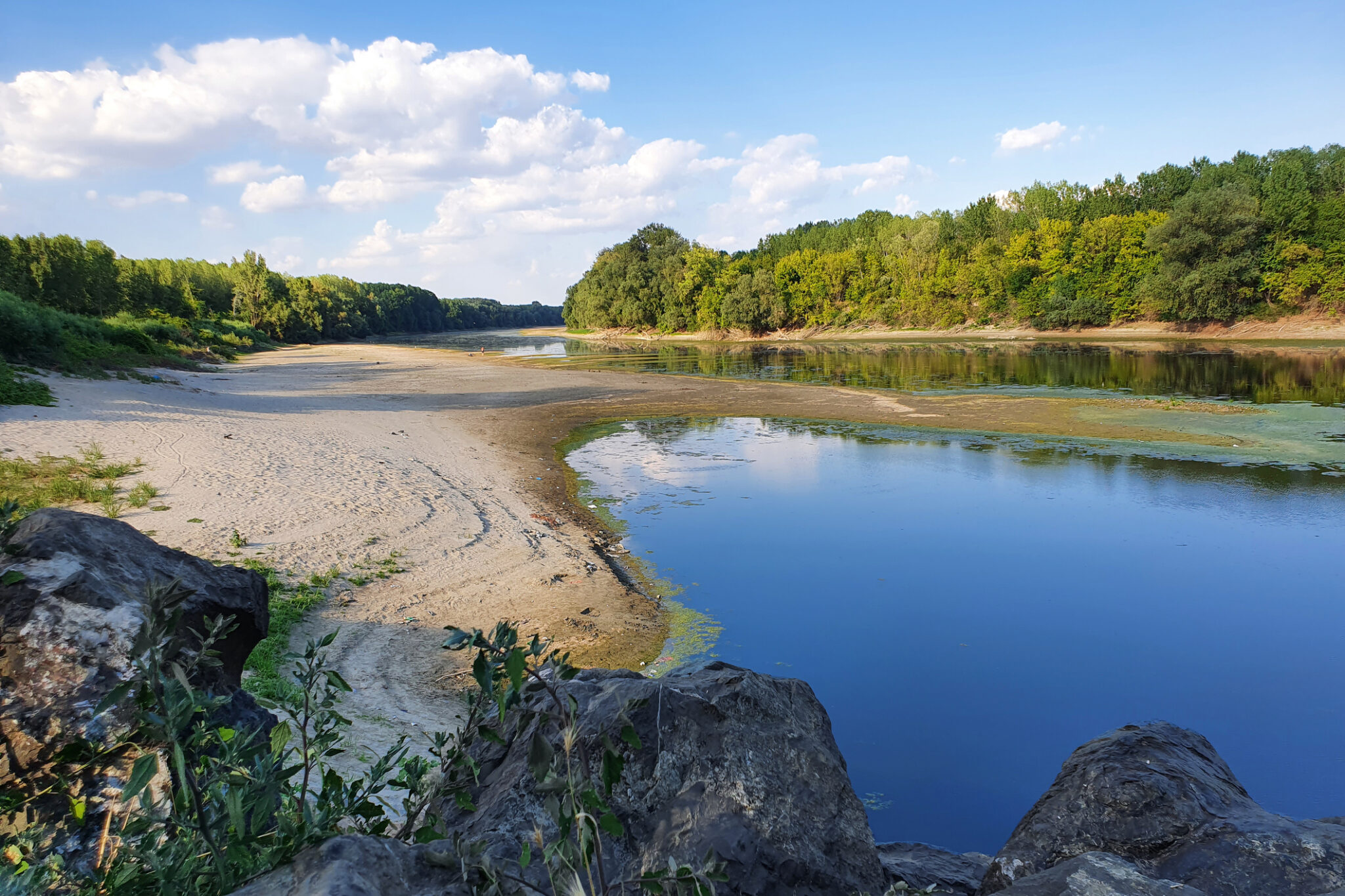 Secetă extremă în România! Dunărea atinge debitul minim istoric ...