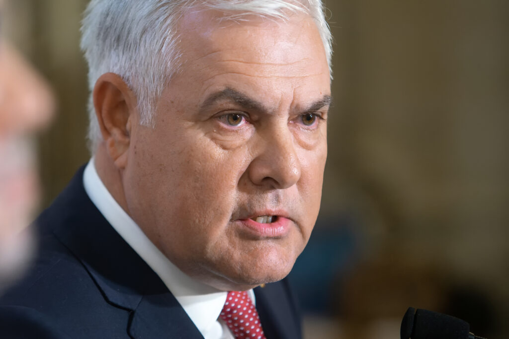 Angel Tîlvăr: România reafirmă susţinerea pentru avansarea Republicii ...