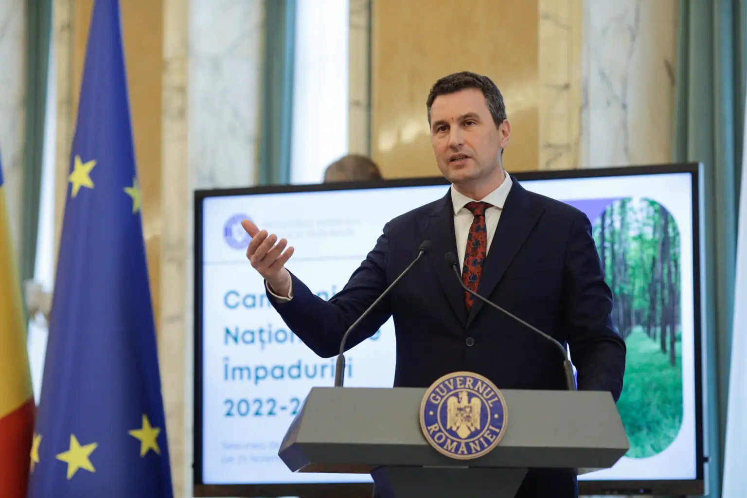 Tanczos Barna vrea implementarea unor programe naționale de împădurire ...