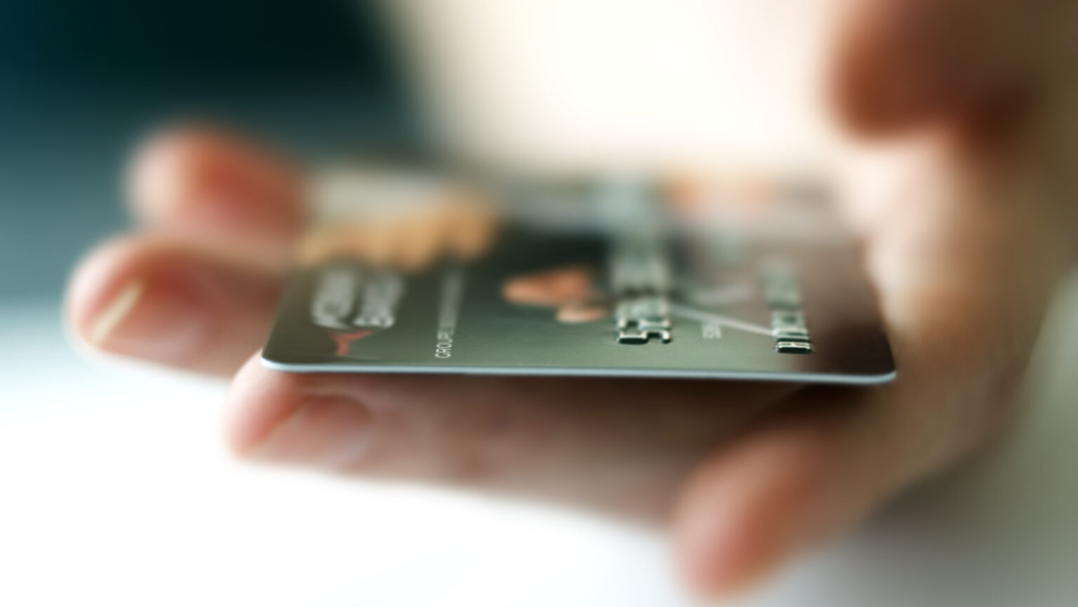 Anunț pentru cei care retrag cash de la bancomat! Toți cei care au bani ...