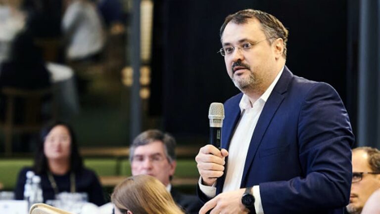 Cristian Ghinea, în fața procurorilor! Fostul ministru va merge la DNA