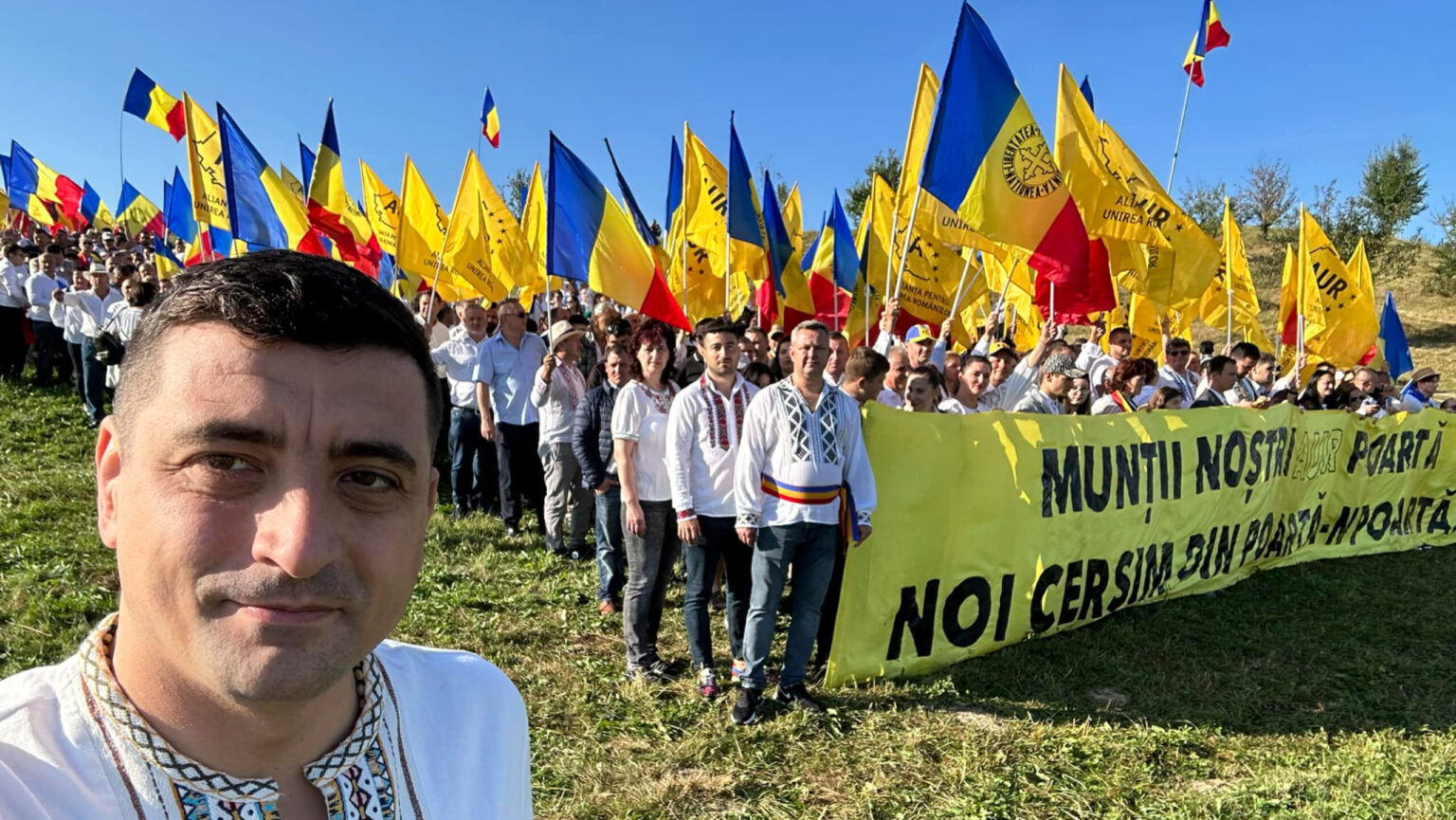 10 locuri incredibile din România! George Simion, vacanță de vis ...