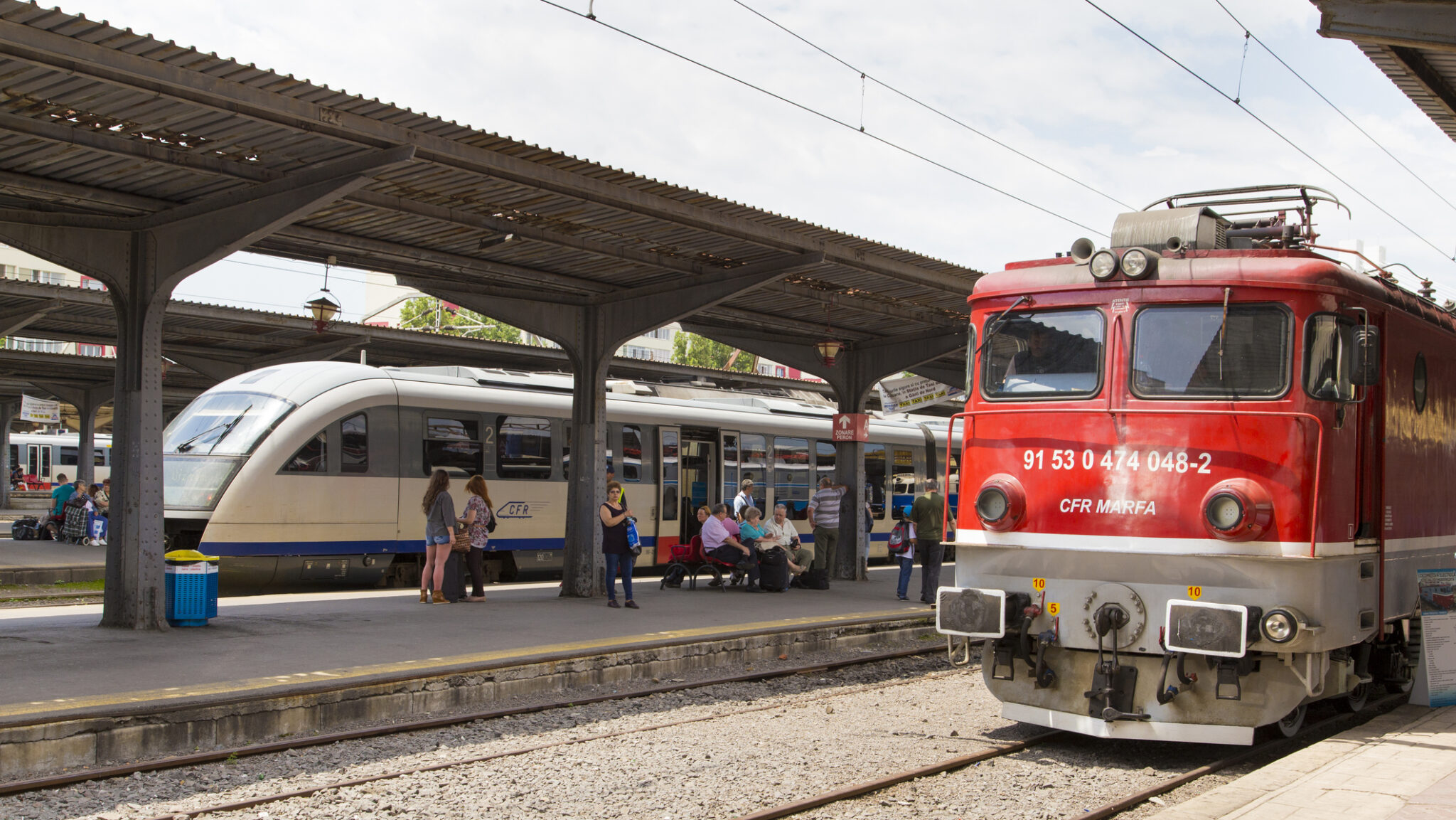 CFR Călători reintroduce circulația a două trenuri Interregio. Ce ...