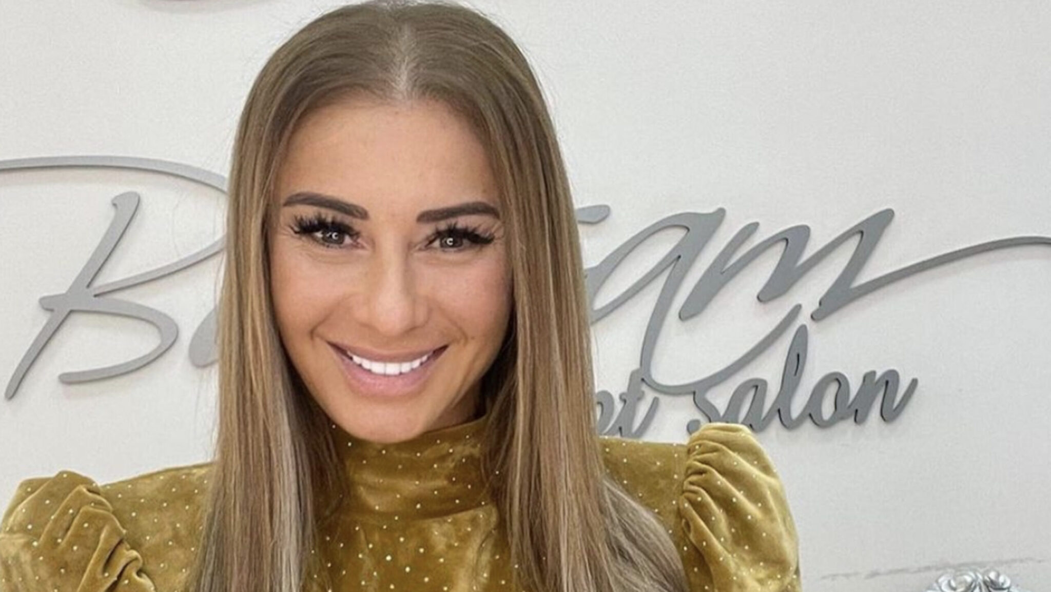 Anamaria Prodan a plecat din România: De astăzi, mă găsiţi non-stop ...