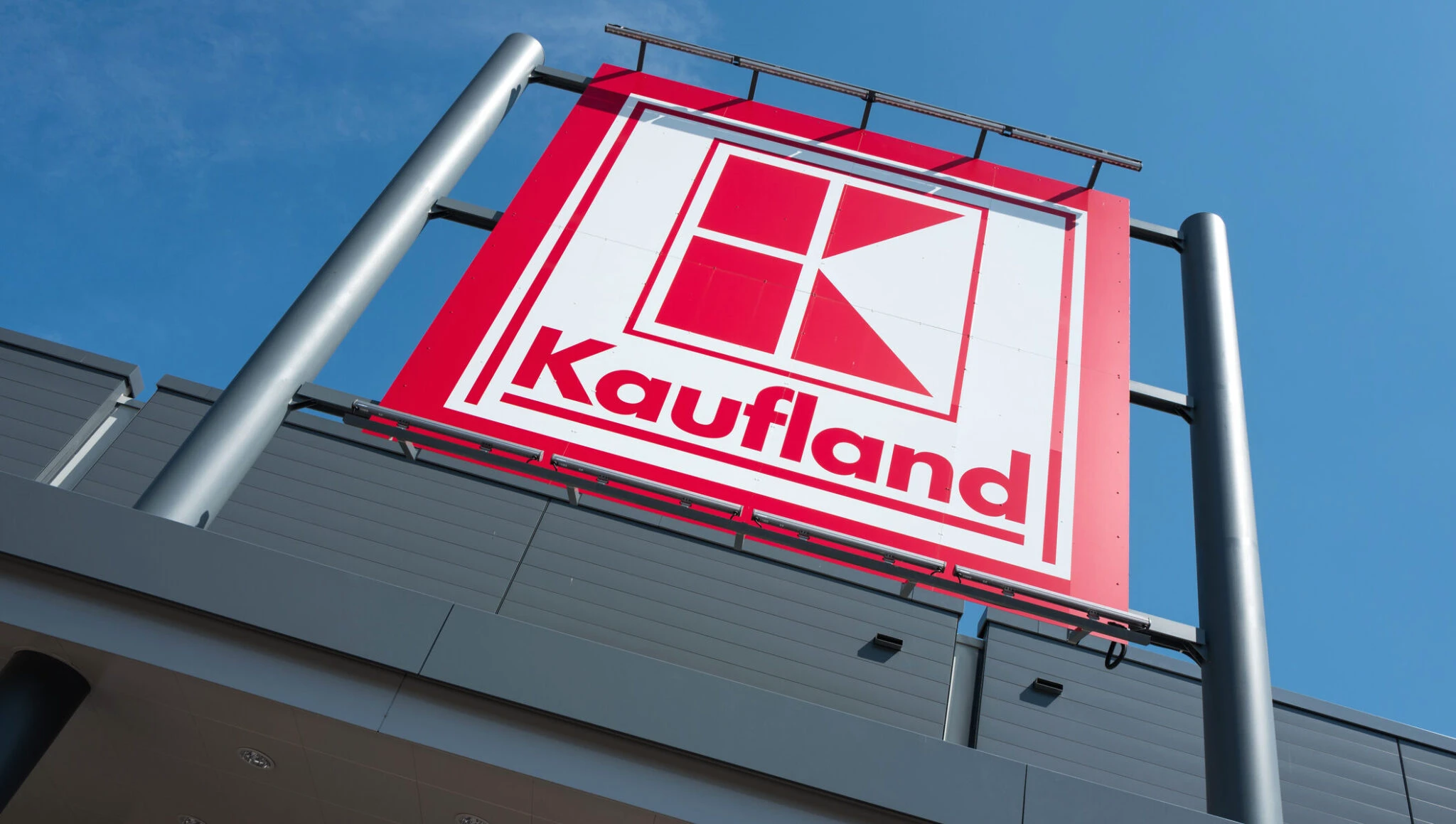 Se pune taxă. Decizie pentru care care vin la Kaufland cu mașina. Cum ...