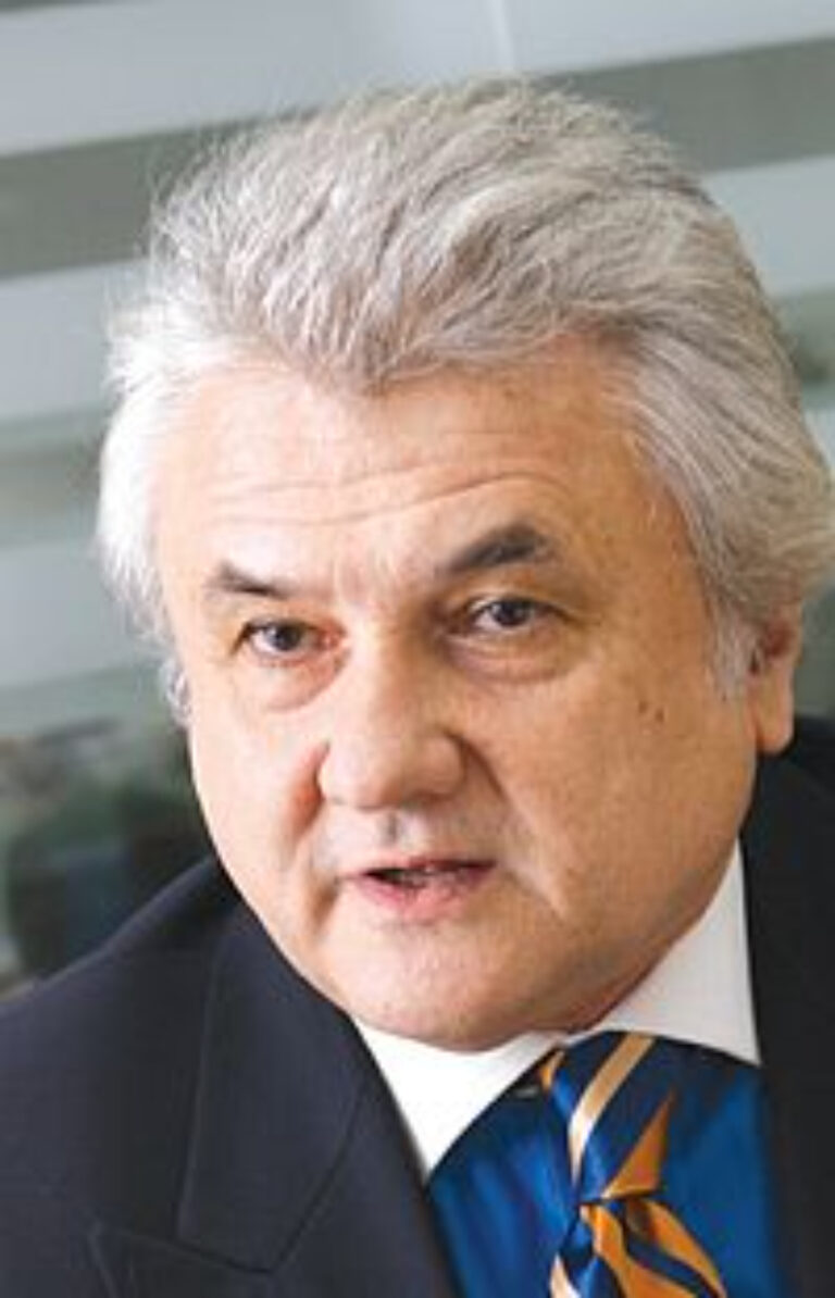 Tragedia nopții! România a pierdut o legendă. Toții fanii filmelor lui ...