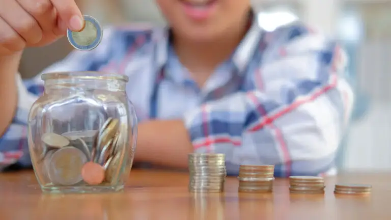 Statul a plătit alocații pentru peste 3,6 milioane de copii în iunie ...