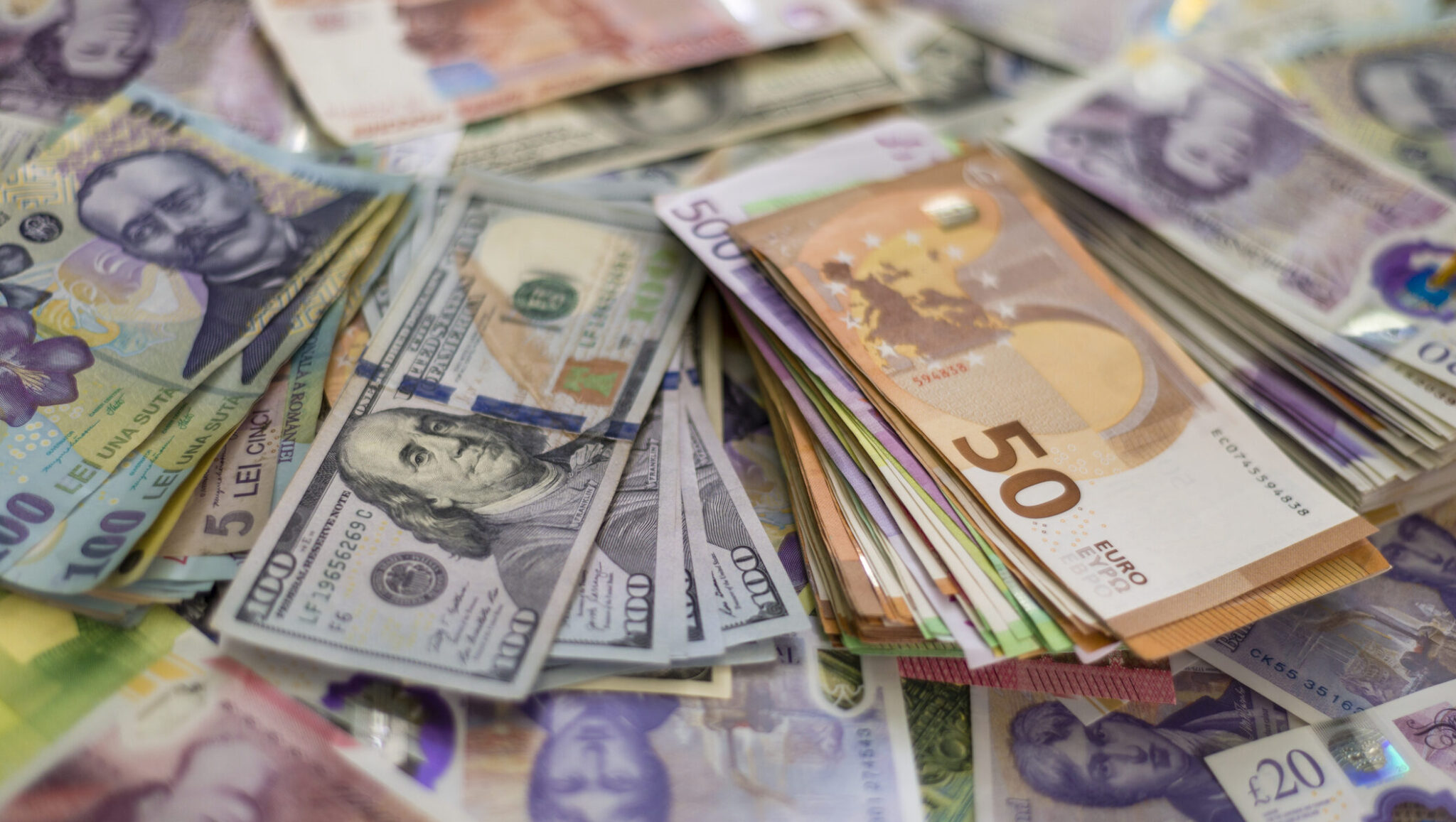 Dispar banii cash? Ce se va întâmpla cu numerarul în viitor