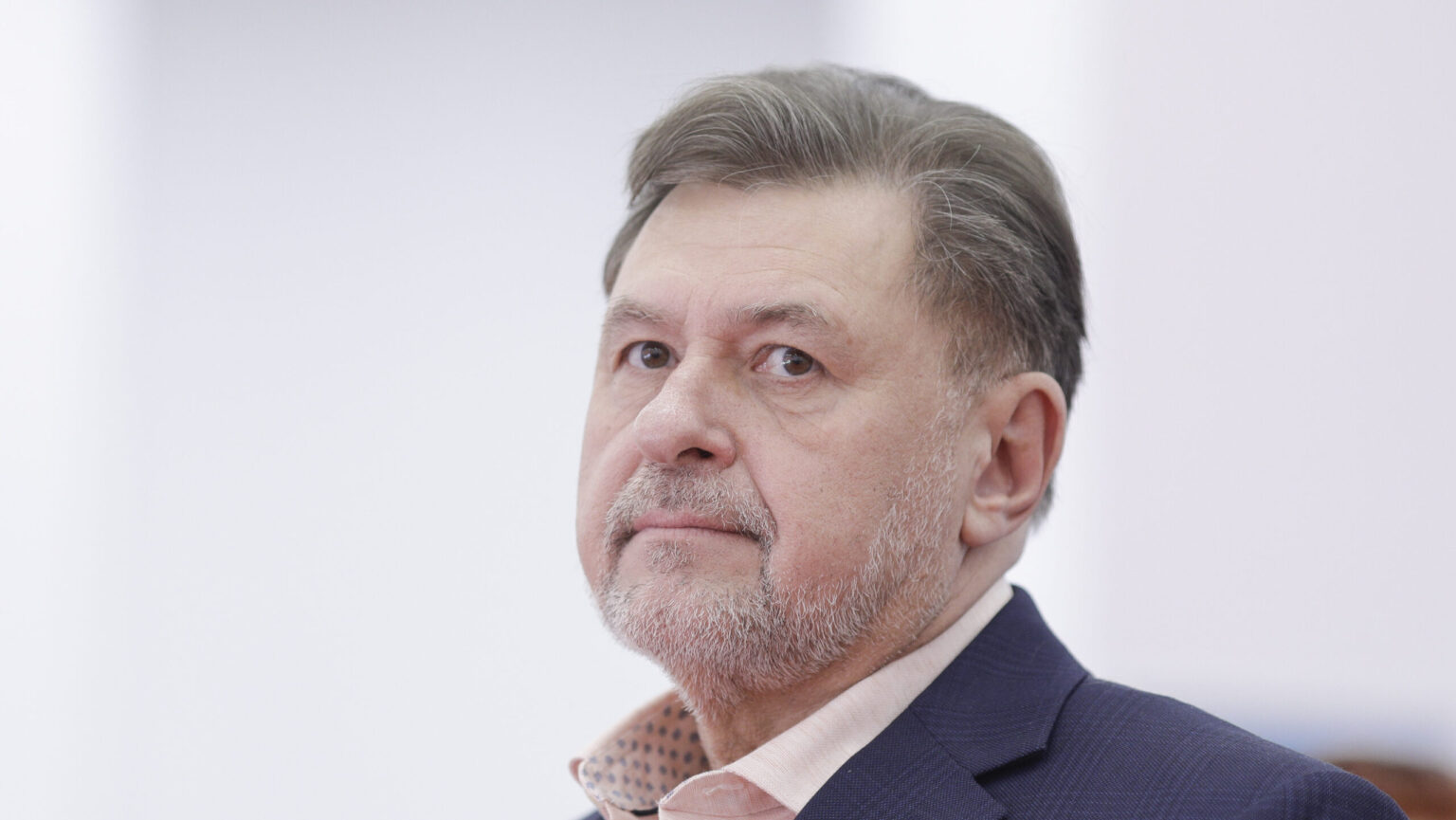 Rafila, cele mai bune veşti înainte de Paşte! Medicamentul dă rezultate ...