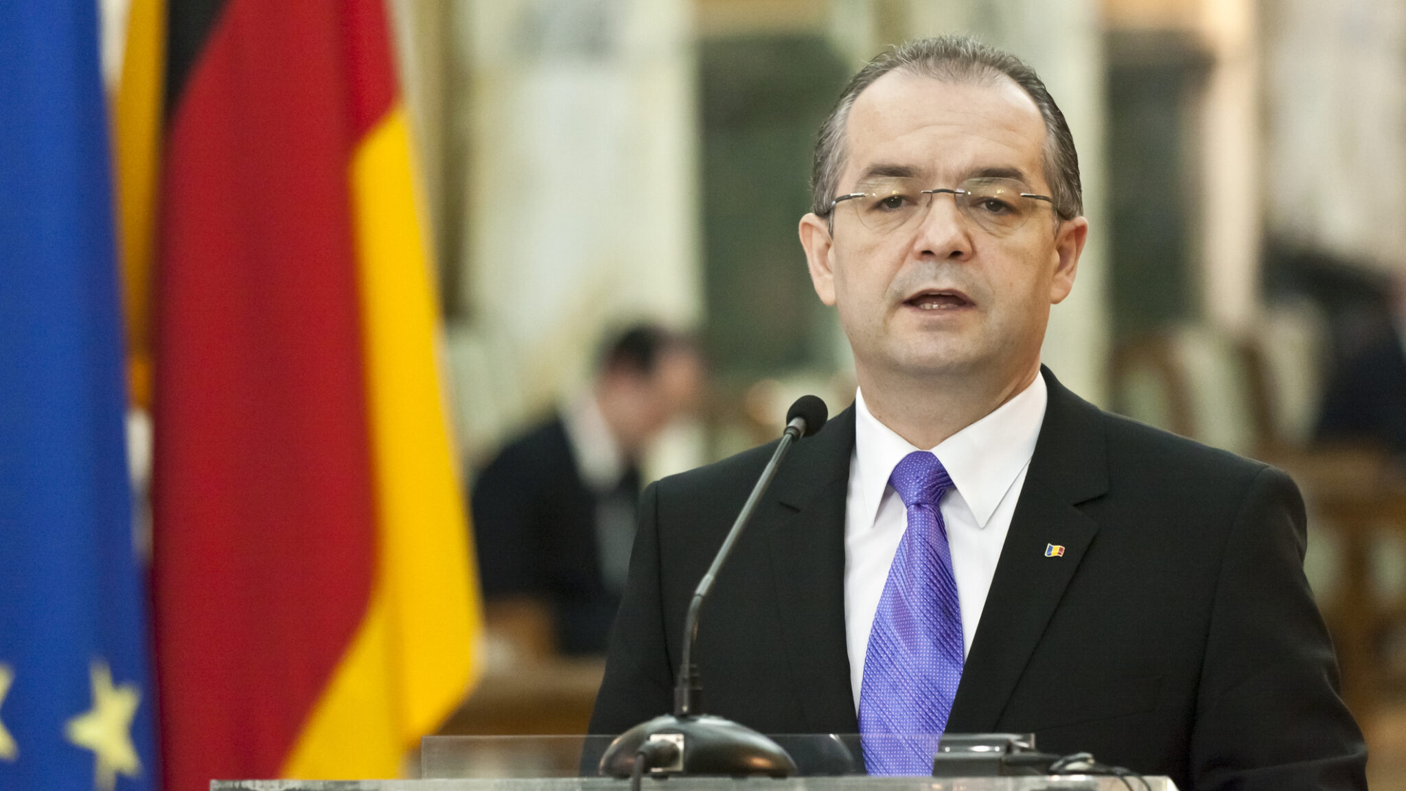 S-a aprobat PUZ-ul viitorului mall de pe platforma Carbochim. Emil Boc ...