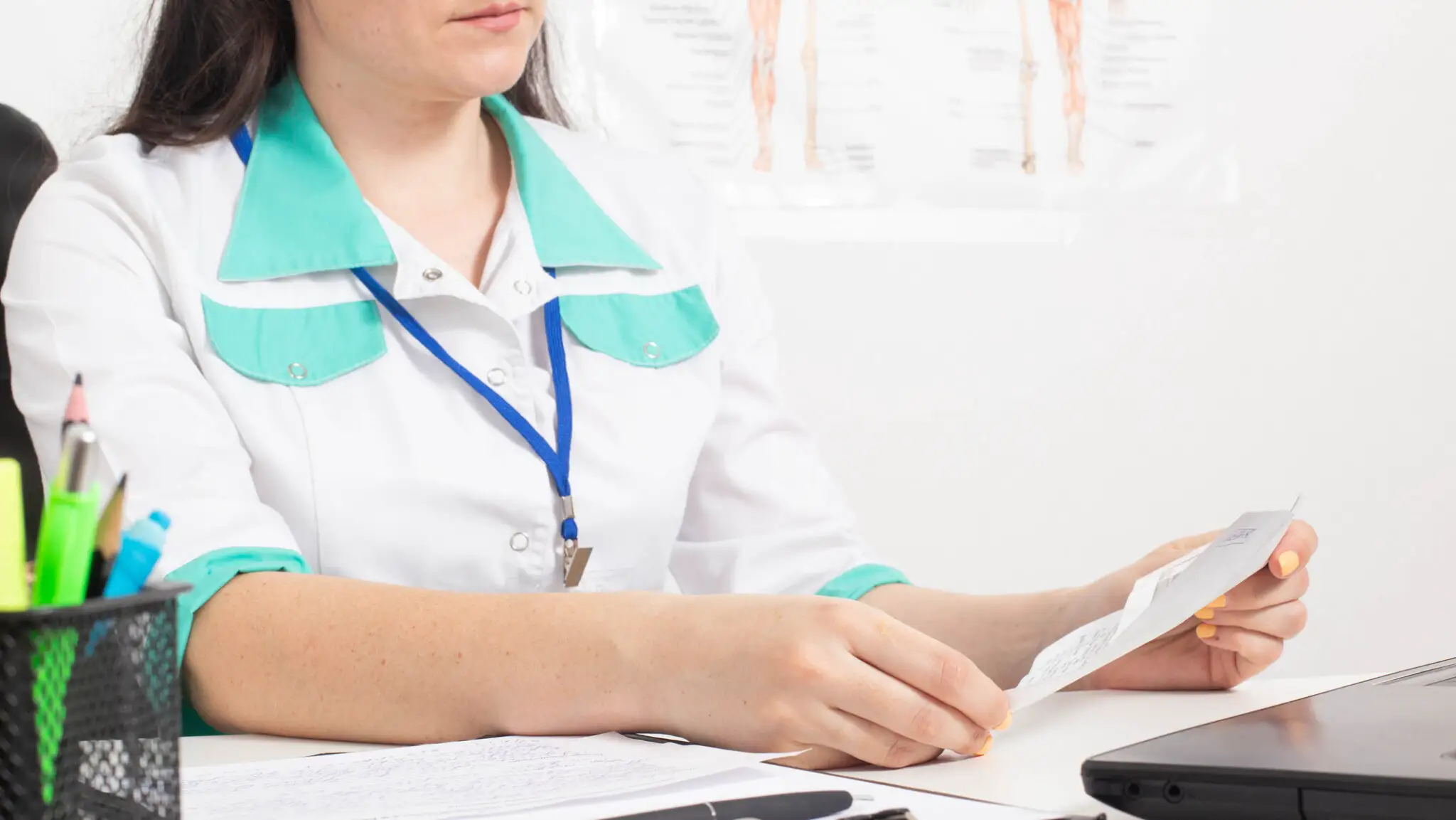 Plata primei zi de concediu medical. Românii exceptați de la noua lege ...