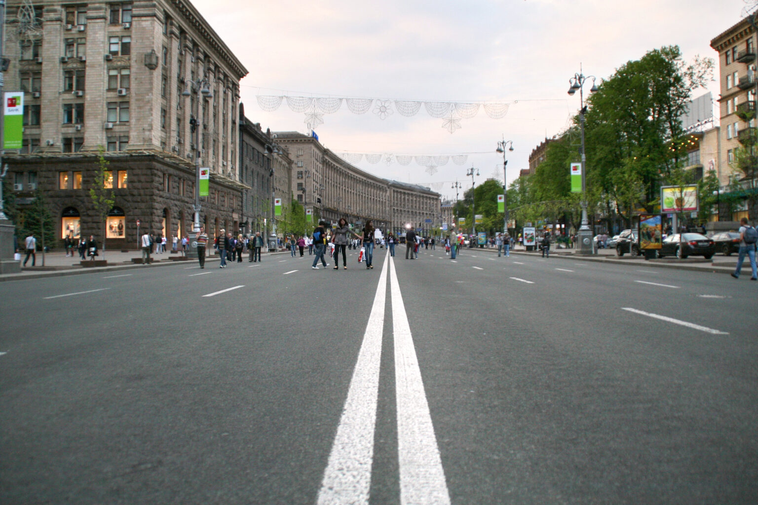 Cod Rutier 2024. Când poți depăși pe linie continuă. Regulă pentru toți ...