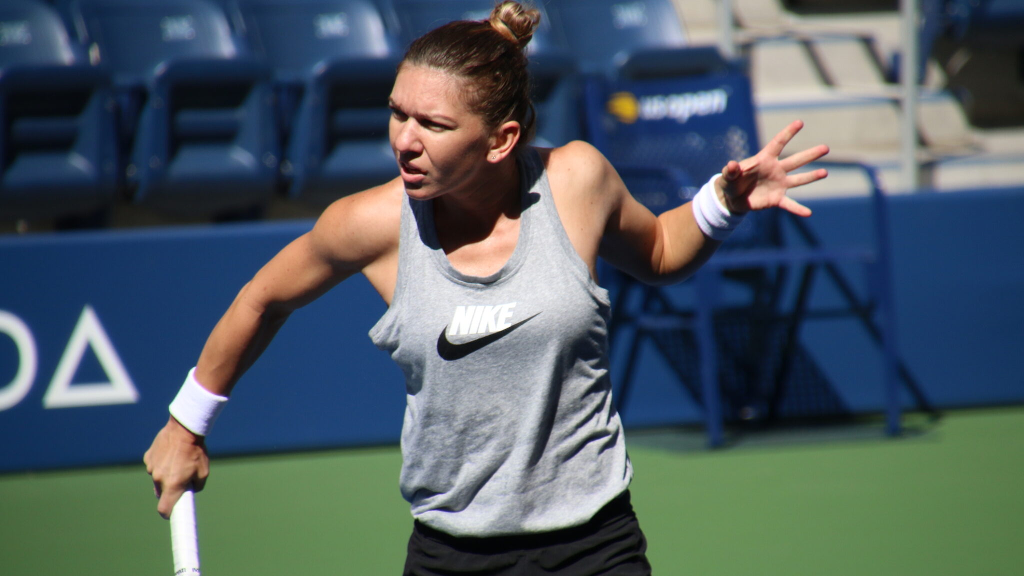 A venit decizia agenției care a ruinat-o pe Simona Halep: Suspendare ...