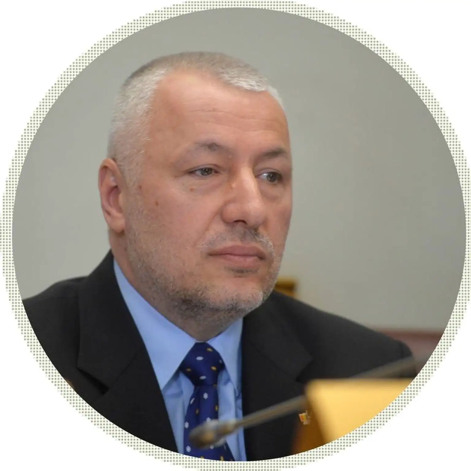 Iulian Fota, prima reacție după ce a fost demis: Aş fi apreciat să nu ...