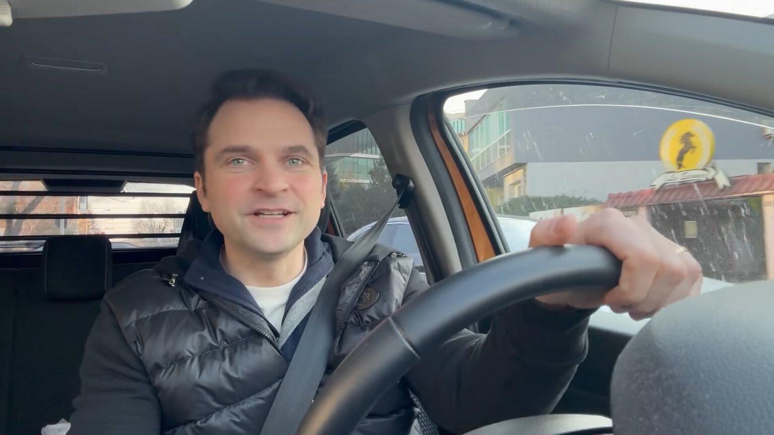 Sebastian Burduja, vizită pe una dintre cele mai cunoscute străzi din ...