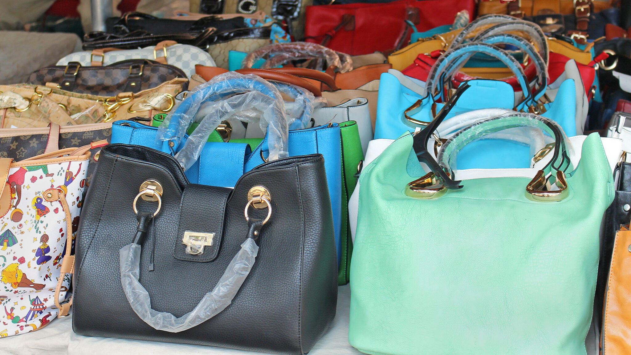 Alertă! Atenţie la măştile de protecţie pe care le purtaţi! 15 tipuri ...