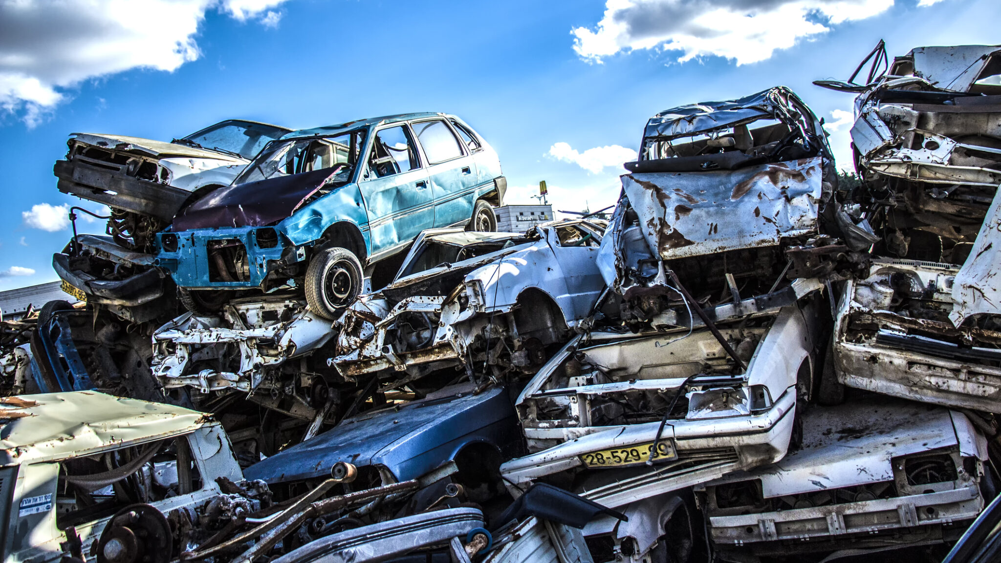 Programul Rabla Auto 2025. Producătorii auto care îți pot da bani ...