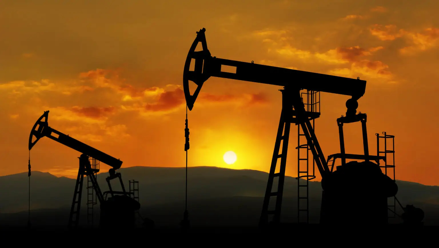 Preţul petrolului, la cel mai ridicat nivel din ultimii doi ani
