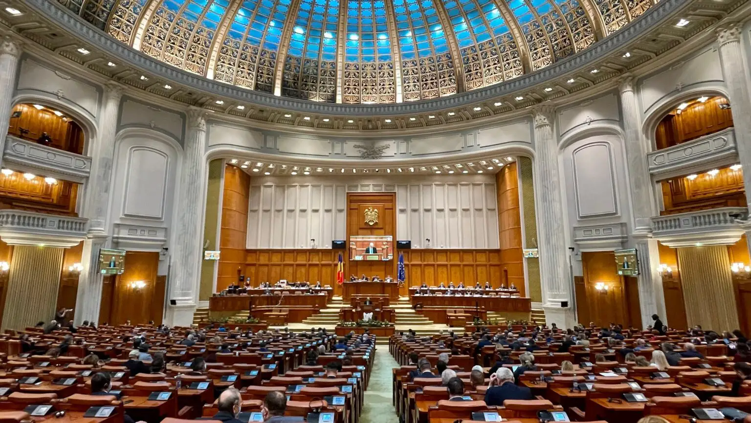 Legea care se va aplica peste tot în România. A fost deja votată în ...
