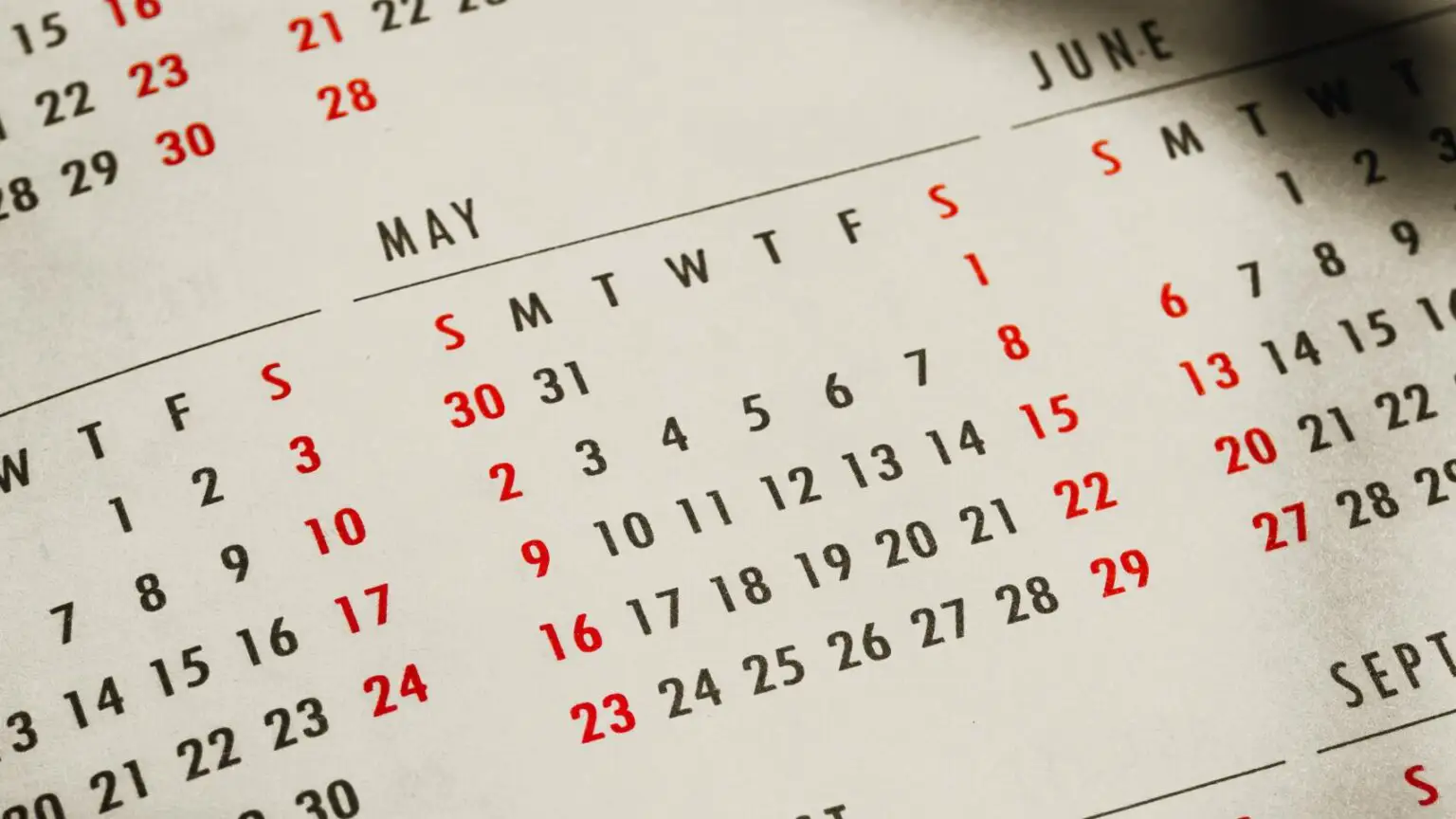 Zile libere de 1 Mai 2025. Românii vor beneficia de o minivacanță de ...