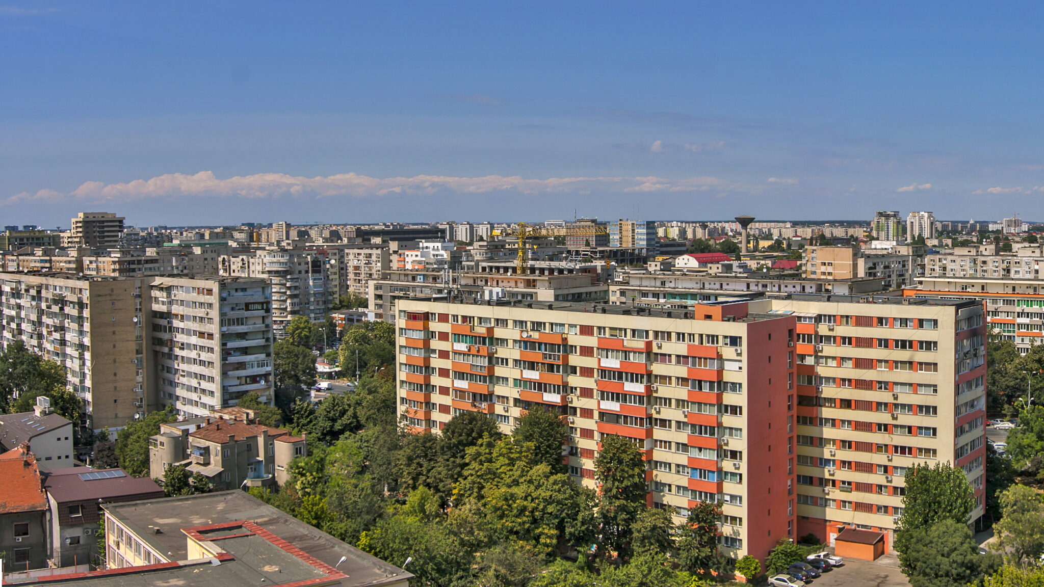 Interdicție pentru cei care stau la bloc. Proprietarii de apartamente trebuie să dețină licență ...