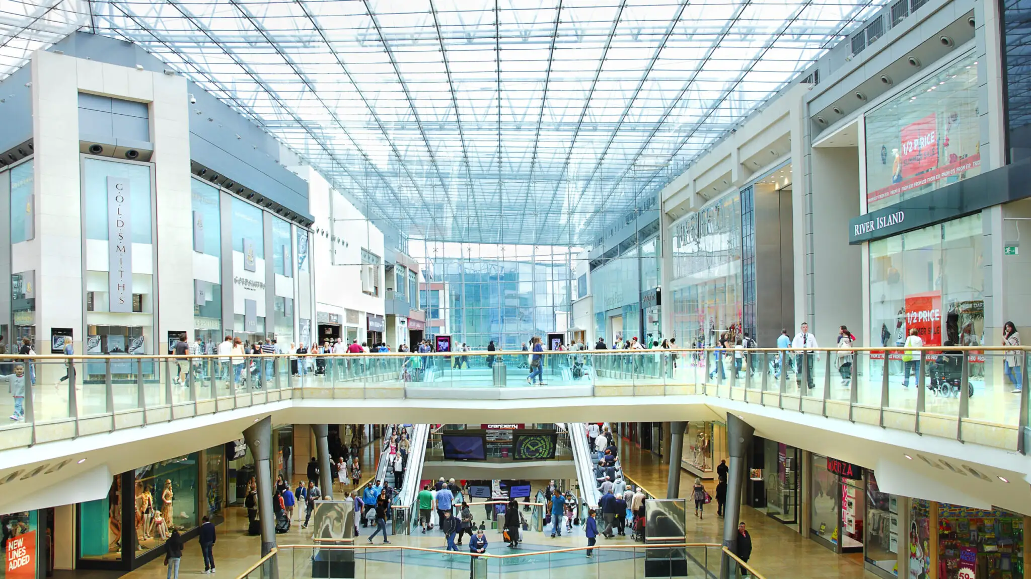 Topul mall-urilor din București în 2024. AFI Cotroceni conduce la ...