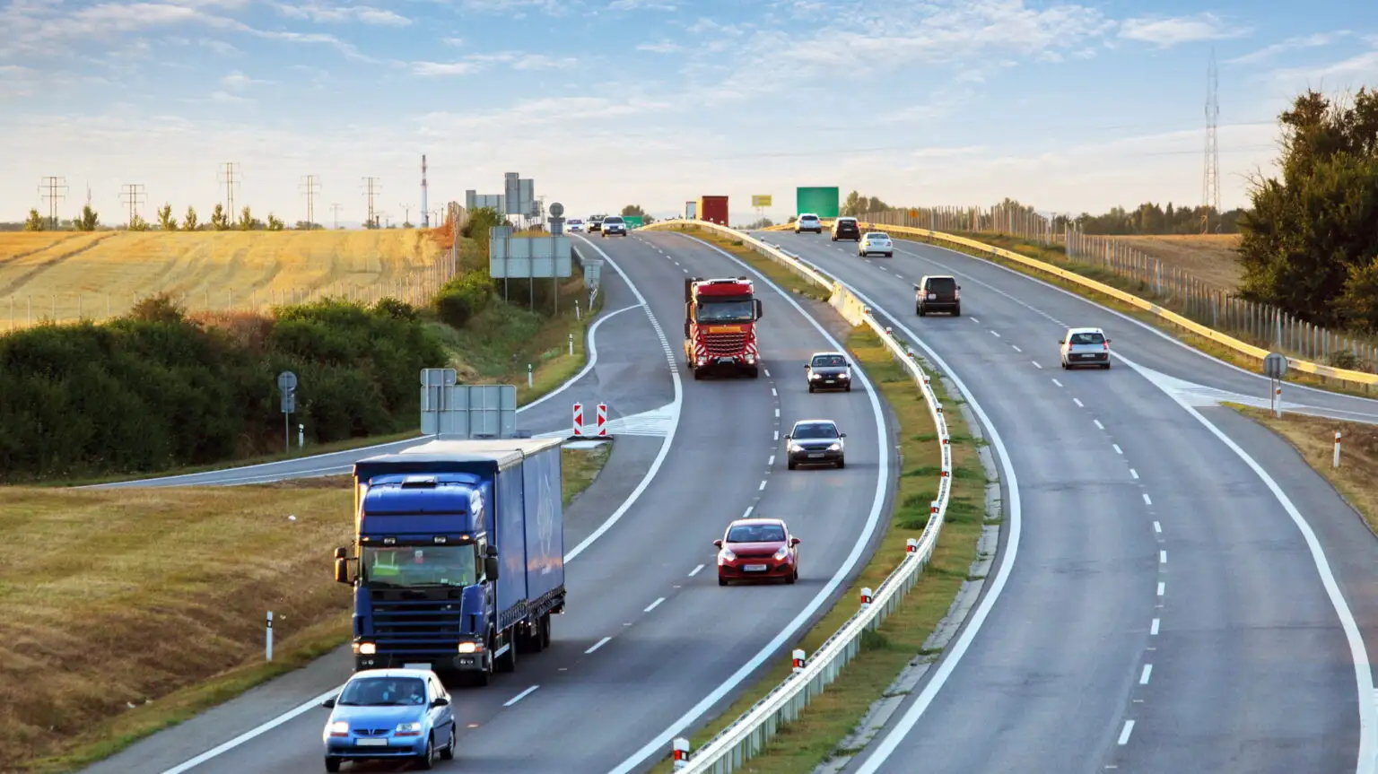 Șoferii care merg în vacanțe trebuie să verifice anvelopele. O regulă ...