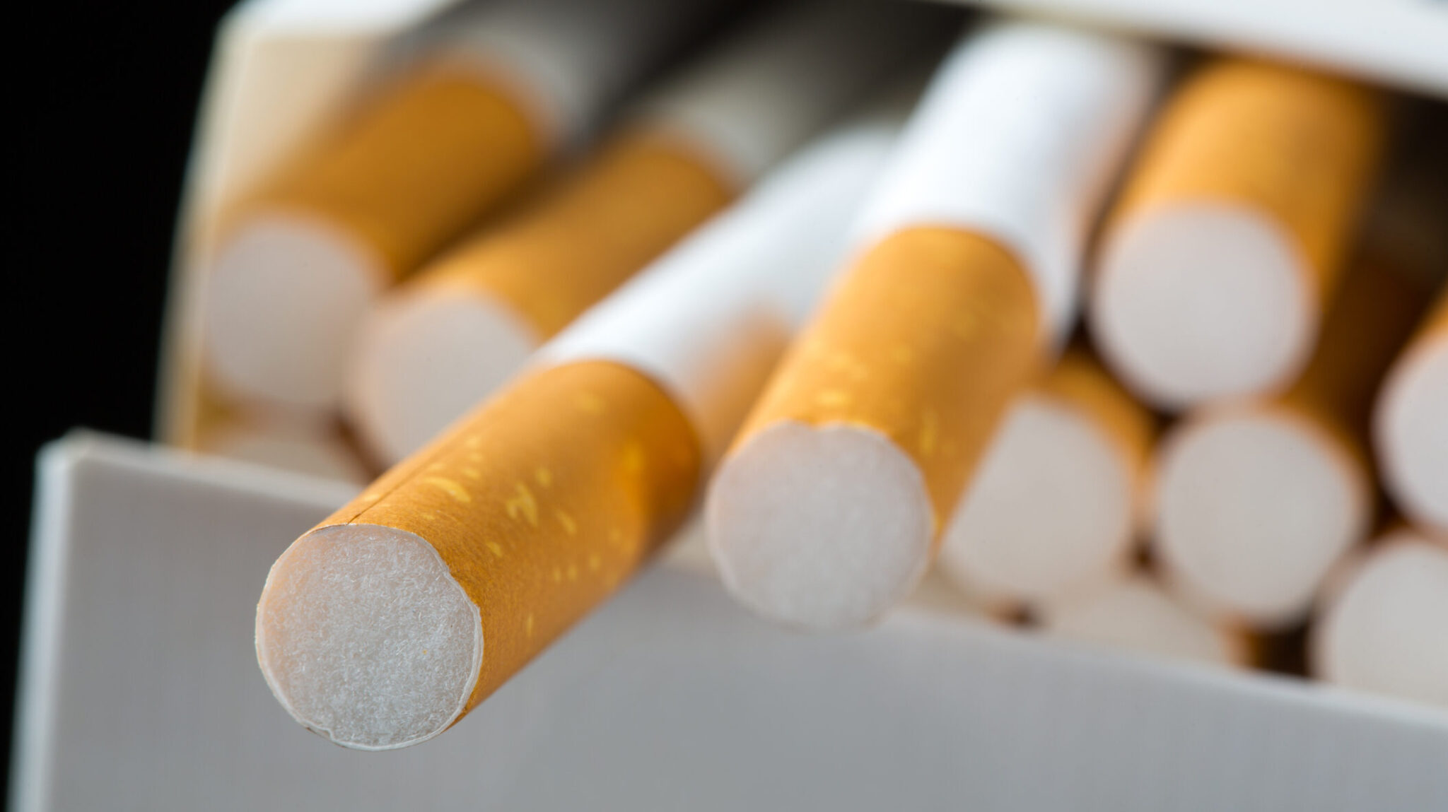 Se scumpesc țigările. Lovitură pentru fumătorii români la început de ...