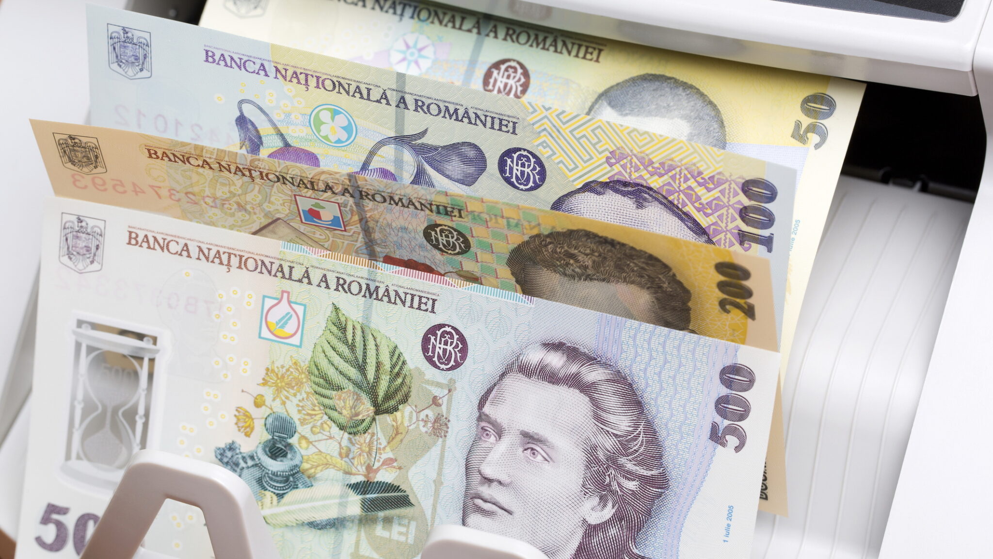 Noi vouchere de 39.900 de lei în România. Banii se dau din 2025: Se ...