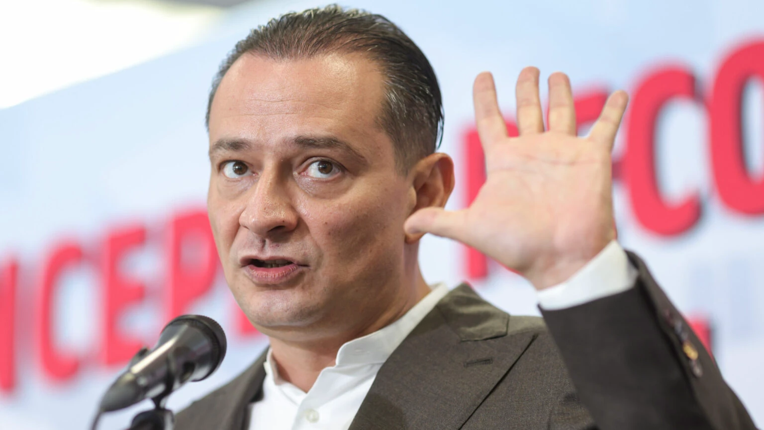 Undă verde pentru Planșeul Unirii. Autorizația emisă în ultima zi de ...