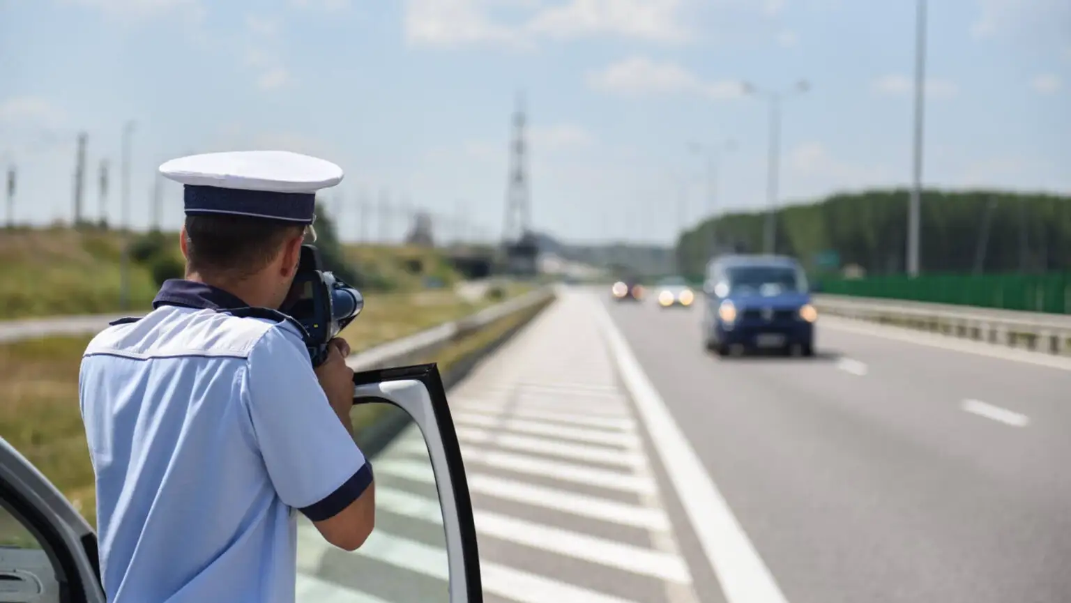 Radare fixe în România. CNAIR a dezvăluit unde sunt amplasate cele 400 ...