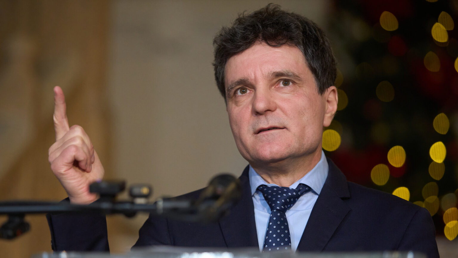 Dan Podaru îl acuză pe Nicușor Dan de trădarea idealurilor USB Dan Podaru îl acuză pe Nicușor Dan de trădarea idealurilor USB