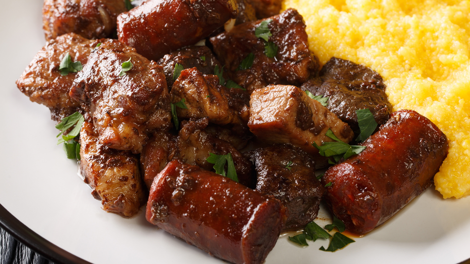 Pomana porcului, rețeta din străbuni. N-ai mâncat în viața ta ceva atât ...