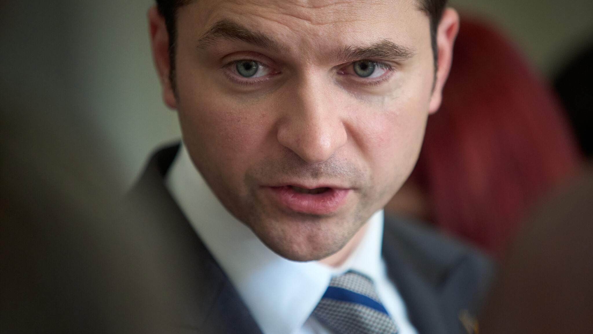 România, într-o criză de lideri. Sebastian Burduja cere unitate în ...