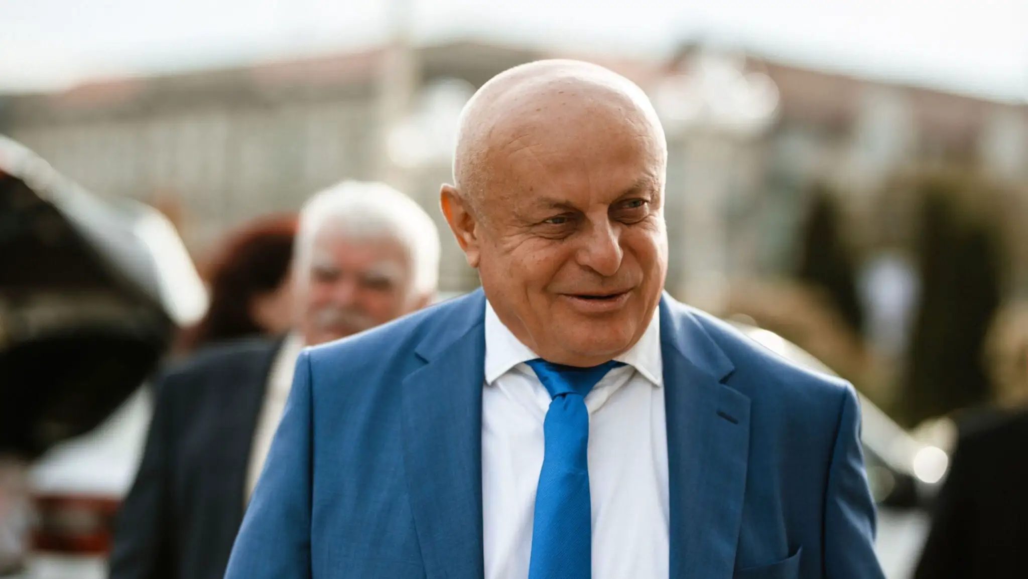 Teodor Țigan, pensionat și reangajat, a dat în judecată Romsilva. A ...