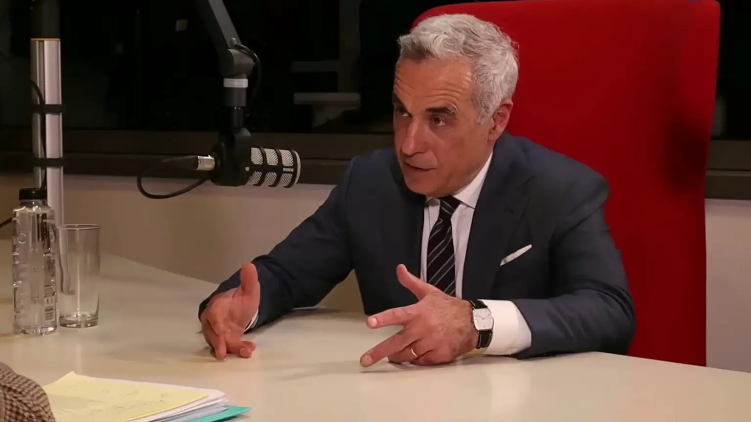 Cine e omul din spatele lui Călin Georgescu. Decizia luată acum de ...