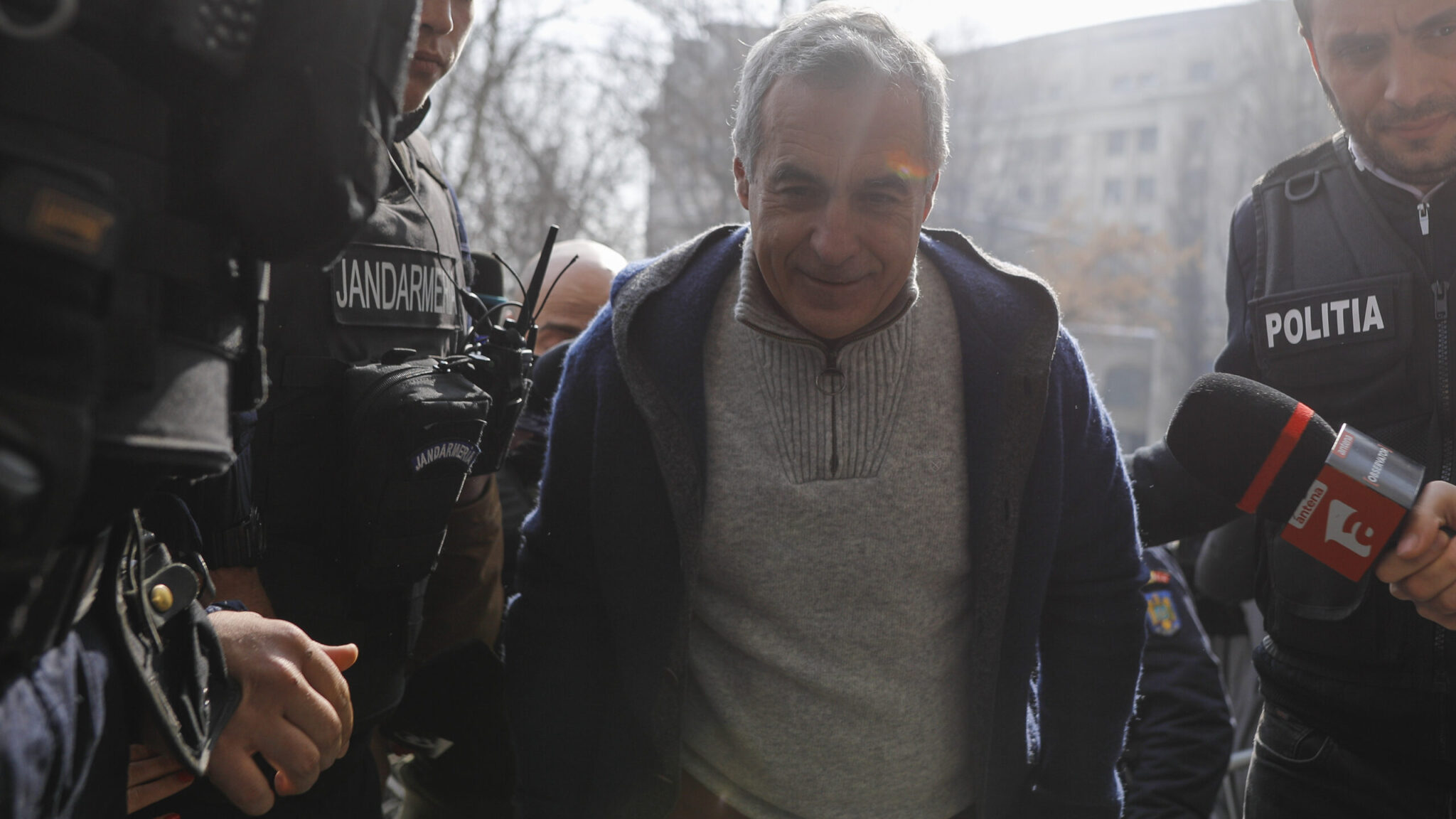 Cine este Marin Burcea, bodyguard la Călin Georgescu. A fost dus la ...