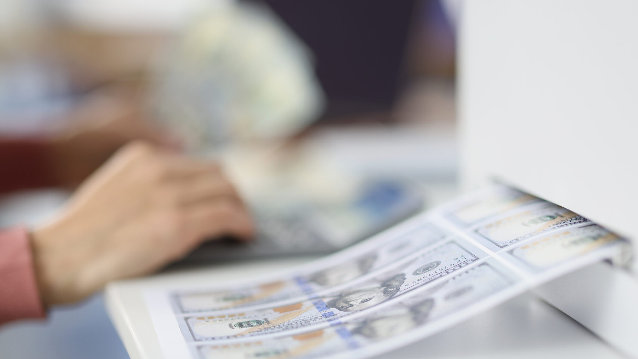 Rezervă de bani cash pentru situații de urgență. Ce se întâmplă cu ...