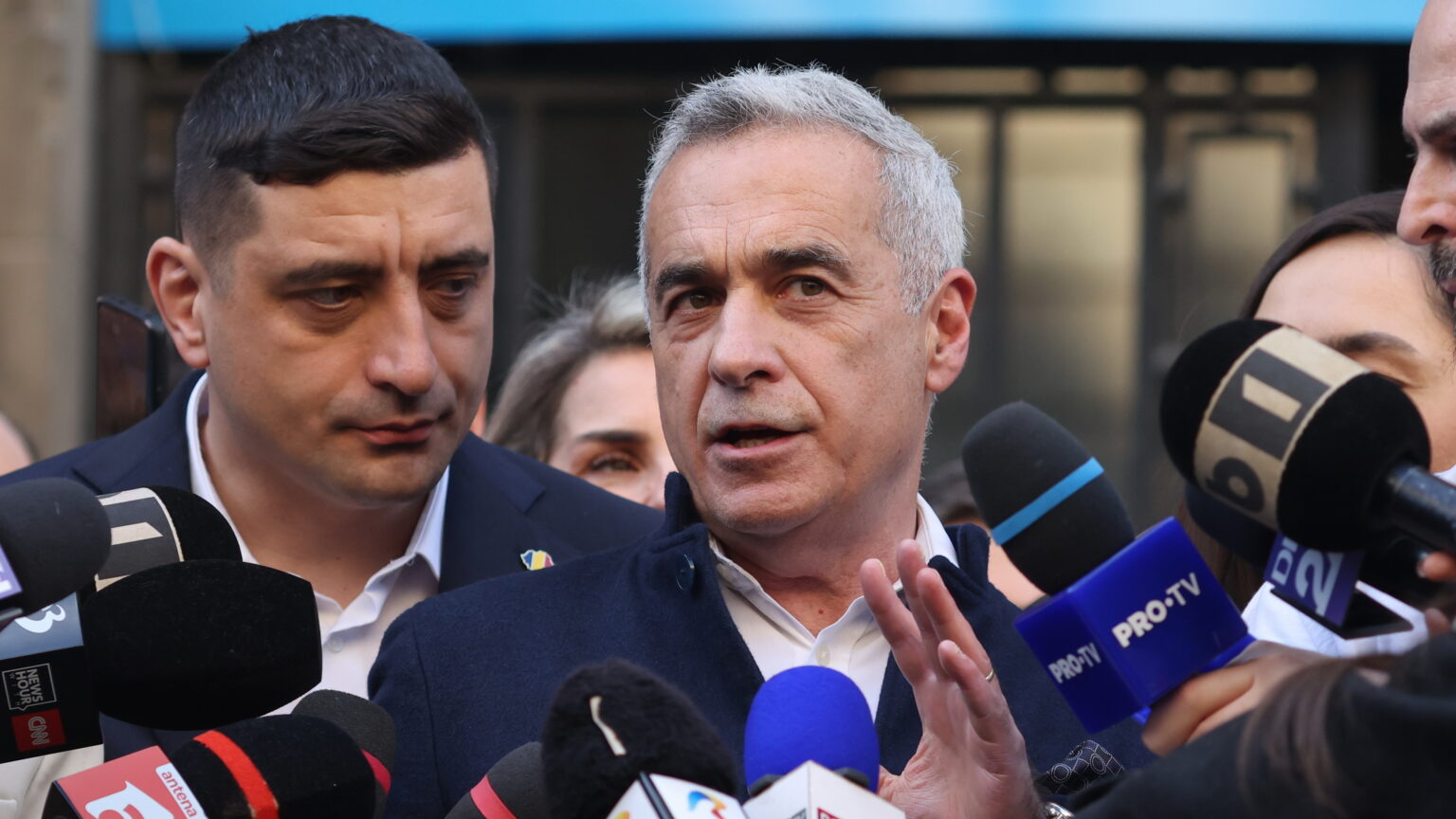 Călin Georgescu s-a întâlnit cu George Simion și Ana Maria Gavrilă. Ce decizie au luat