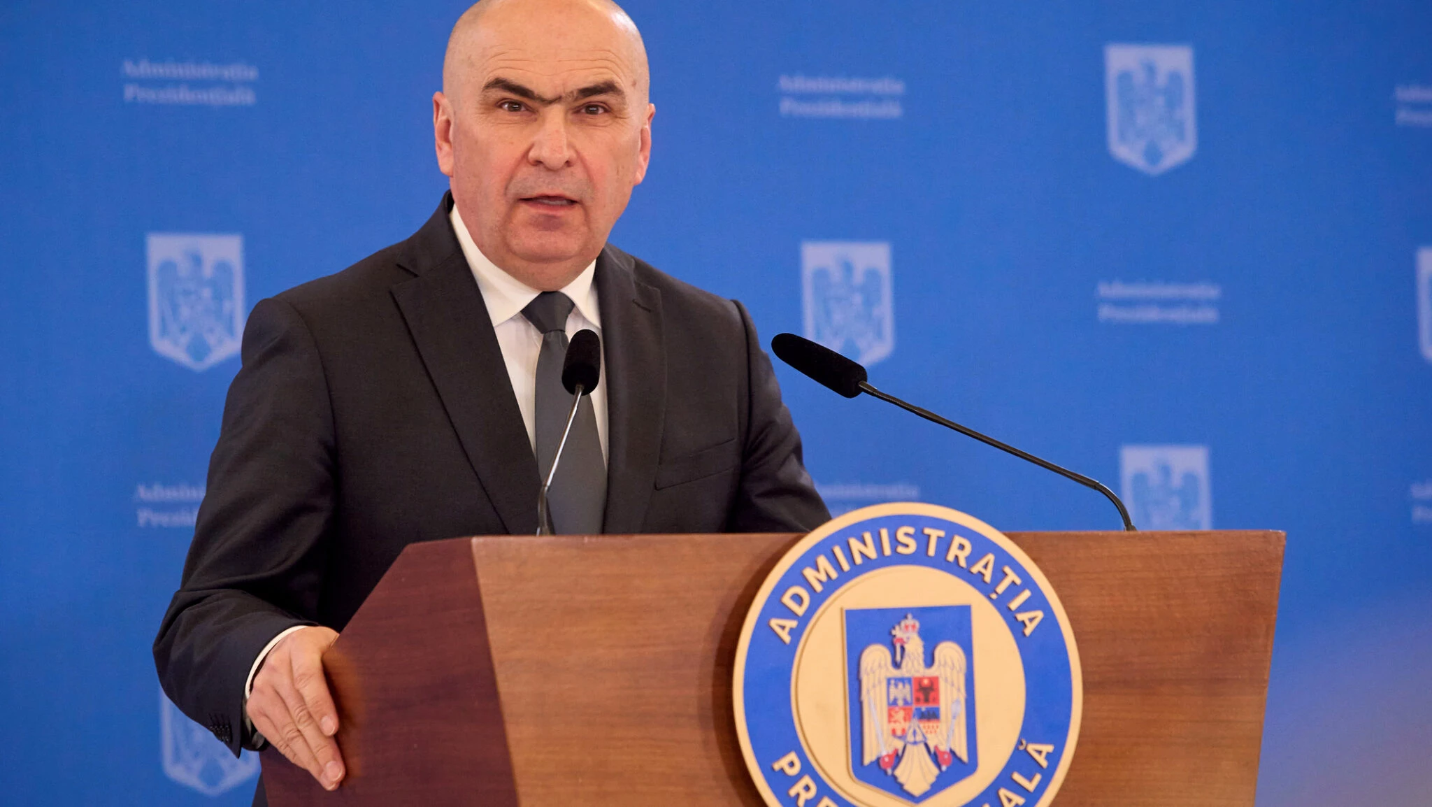 Alegeri prezidențiale 2025. Pe cine va vota Ilie Bolojan pe 18 mai: Președintele României nu ...