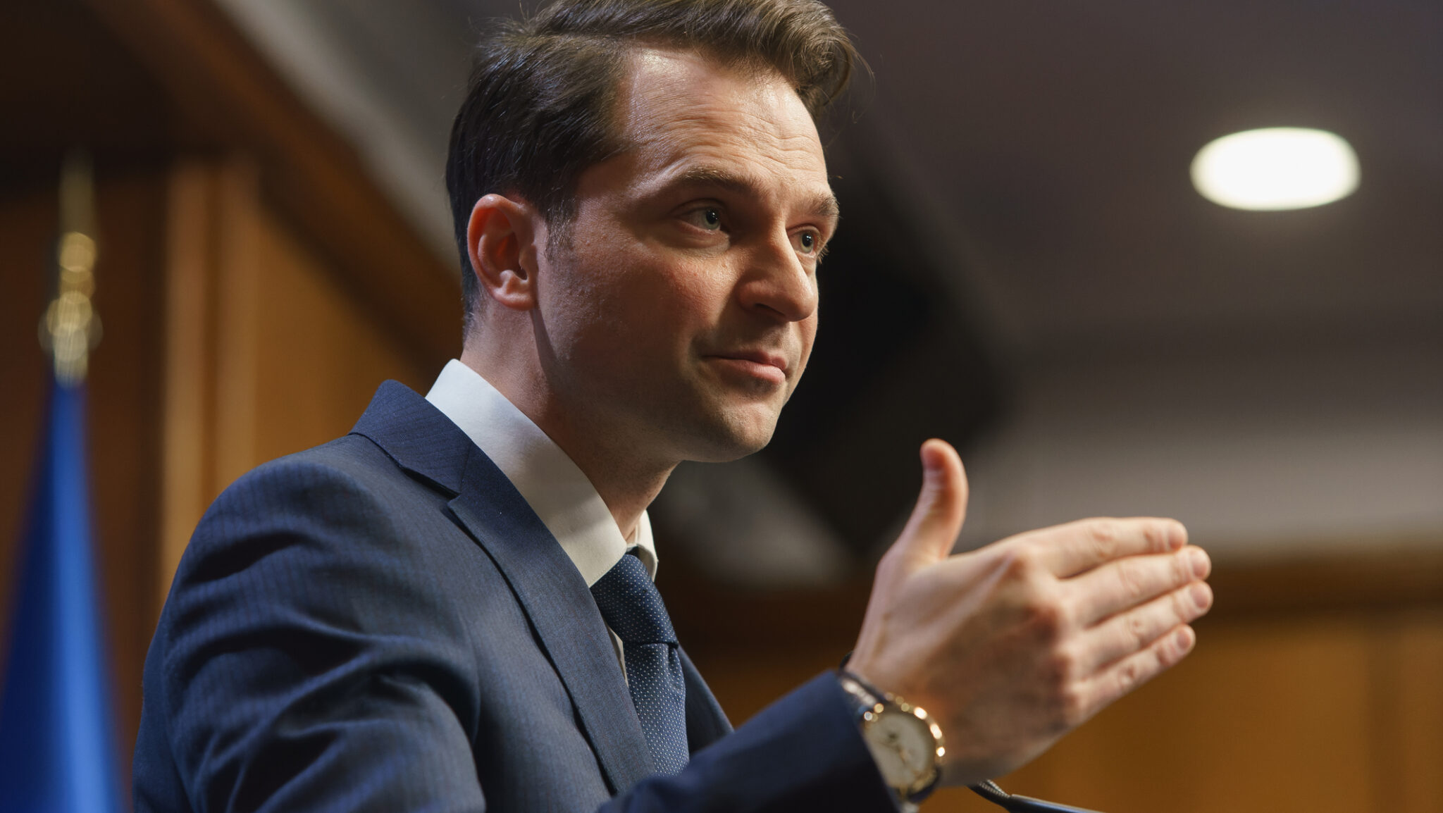 Energia în România s-a scumpit din patru motive majore. Le explică ...