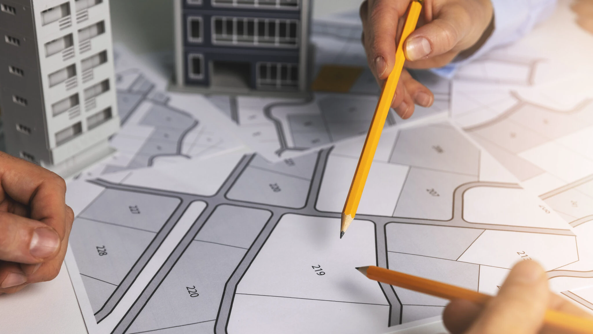 Obligație pentru fiecare proprietar de locuință. Se face cadastru și ...